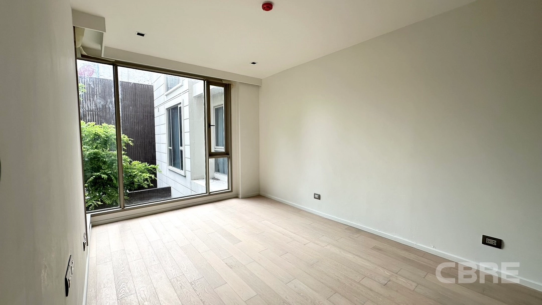 Buy Rent Sell Craft Ploenchit Bangkok Condominium | CBRE