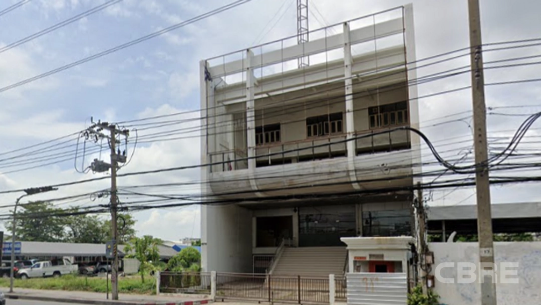 Land with Building for Sale near BTS Bearing Bangkok