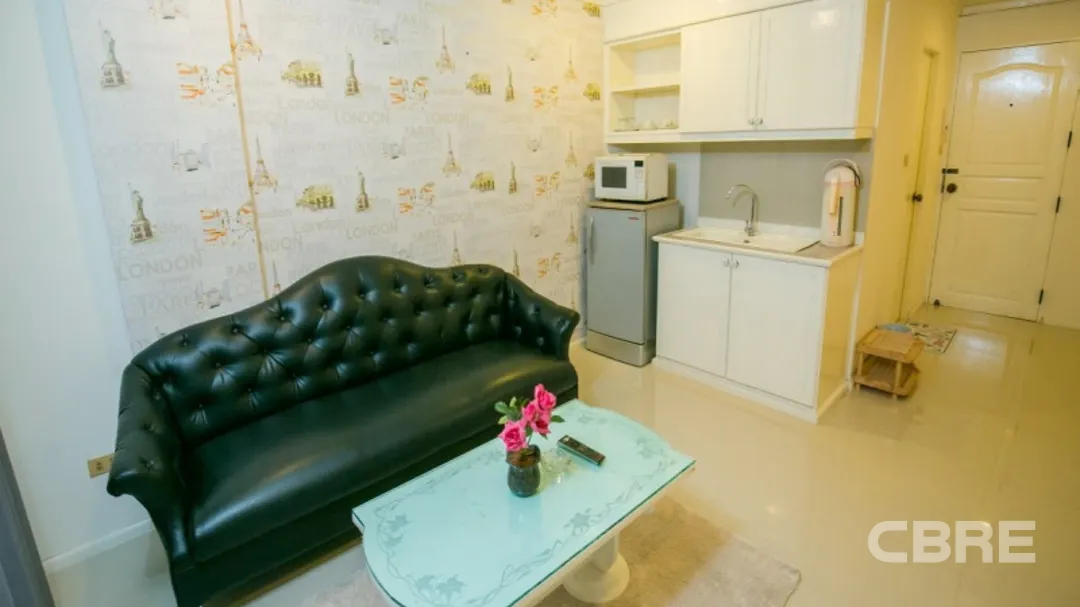 Buy and Lease Hotel in Chatuchak Bangkok | CBRE Thailand