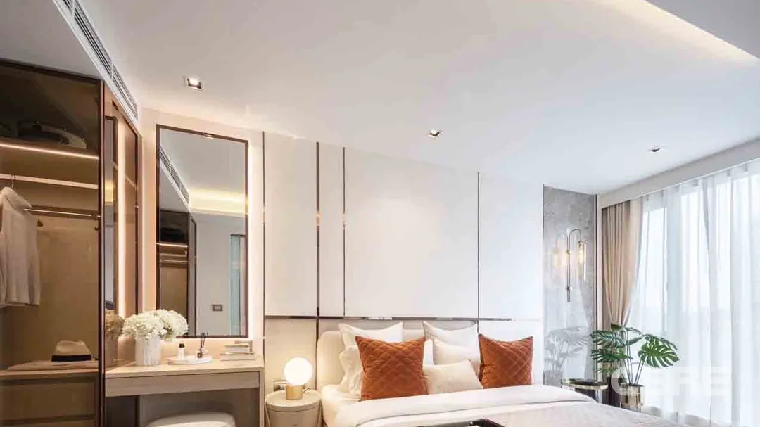 Craft Ploenchit Condominium for Sale Wireless Road Bangkok