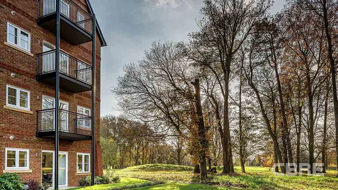 Abbey Barn Park Apartment Condo for Sale in High Wycombe UK