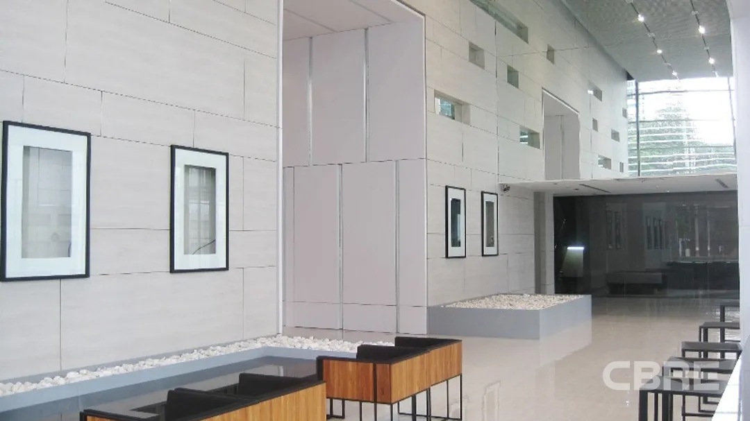 Bangkok office rental, North Sathorn, Smooth Life Tower