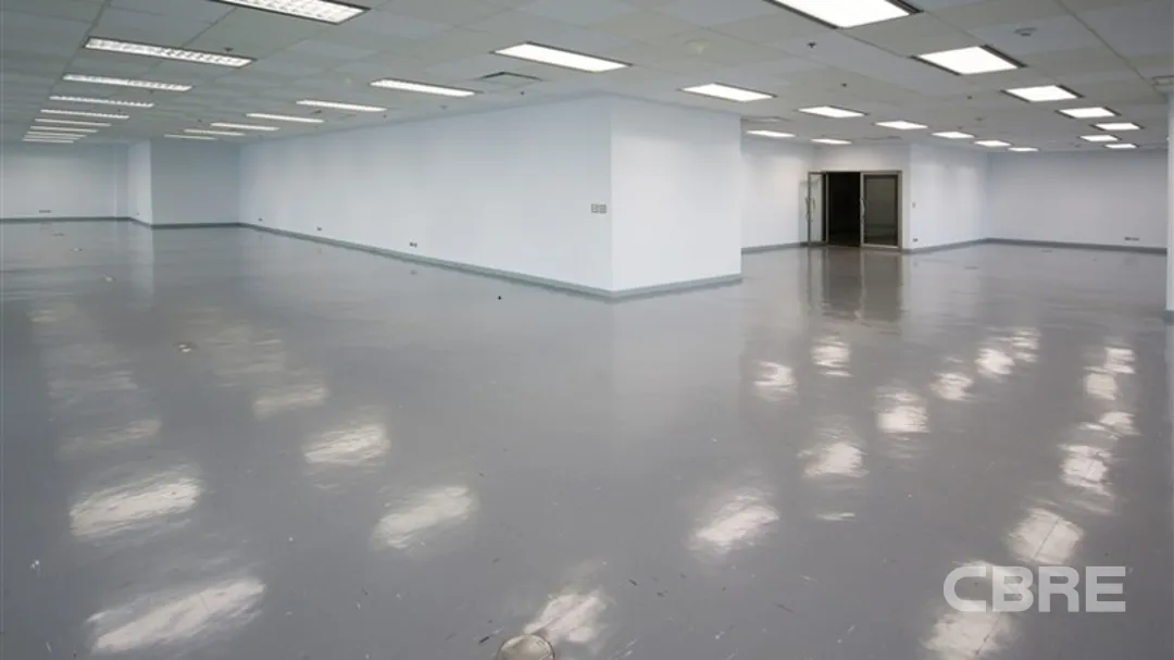 Tonson Tower office space for rent on Ploenchit Road Bangkok