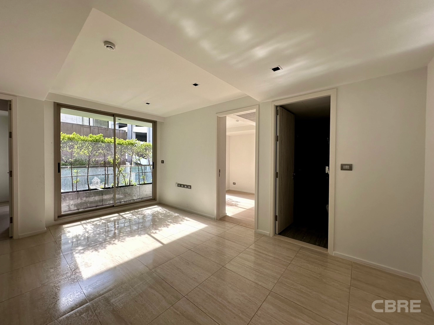 Buy Rent Sell Craft Ploenchit Bangkok Condominium | CBRE