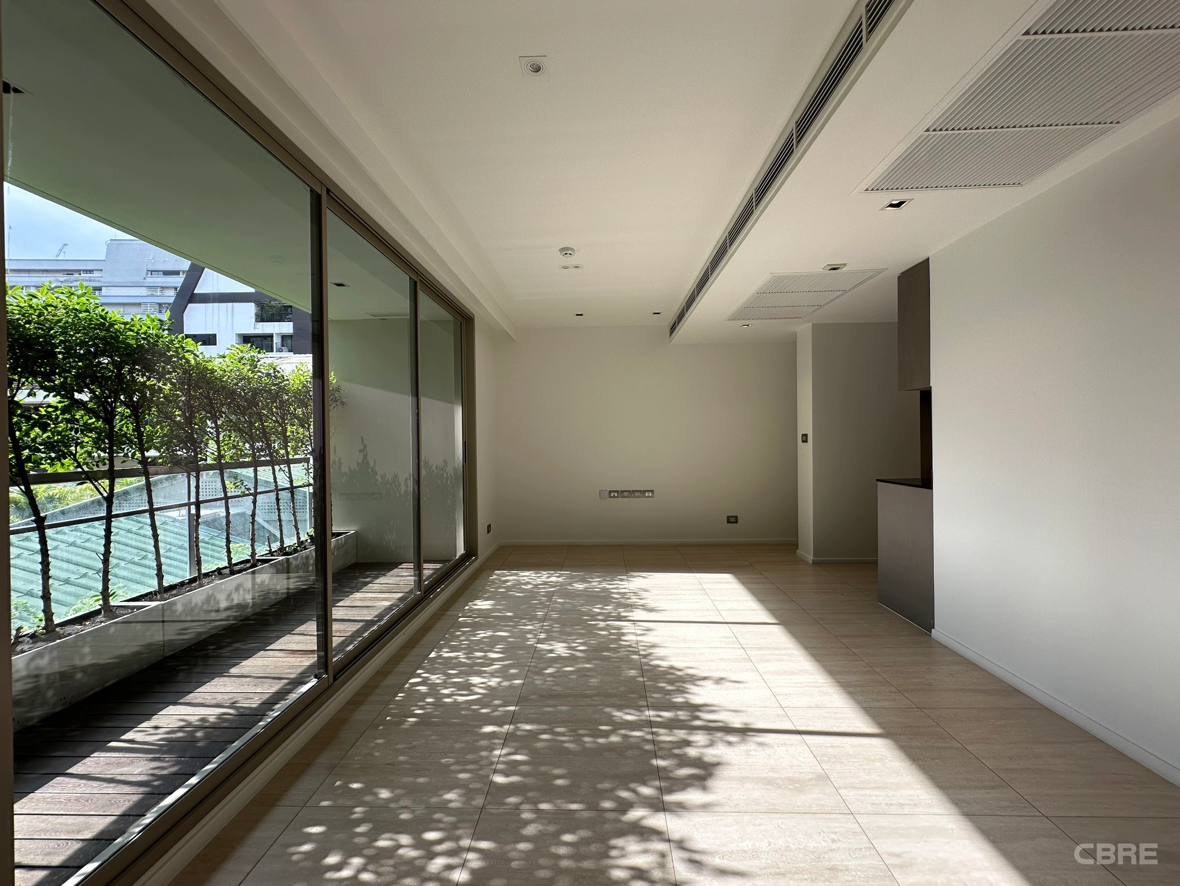 Buy Rent Sell Craft Ploenchit Bangkok Condominium | CBRE