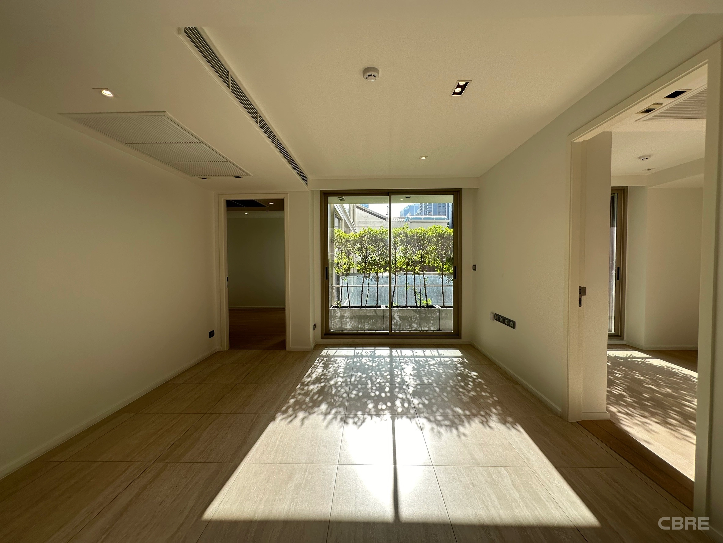 Buy Rent Sell Craft Ploenchit Bangkok Condominium | CBRE