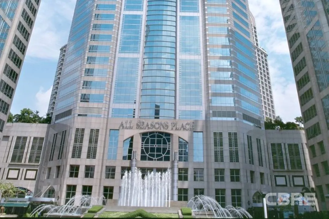 All Seasons Place Retail Space for Rent in Lumpini Bangkok