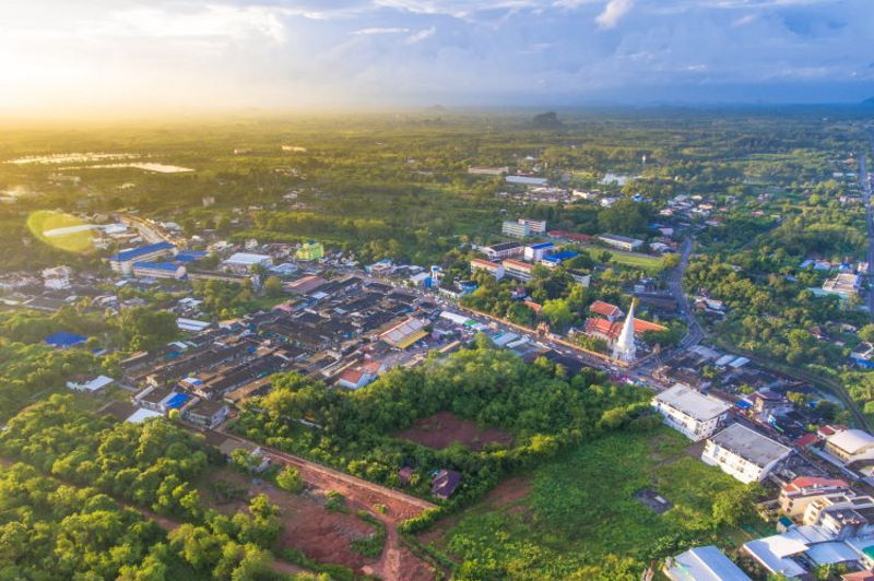 Considerations for Buying Land to Build a House